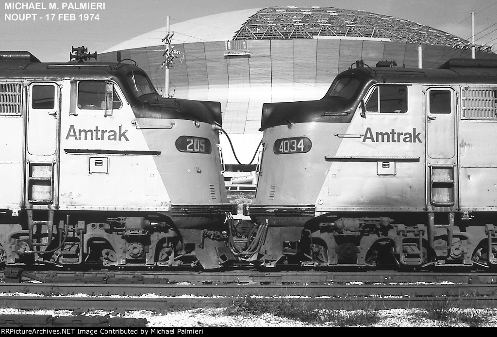 Amtrak E-Units